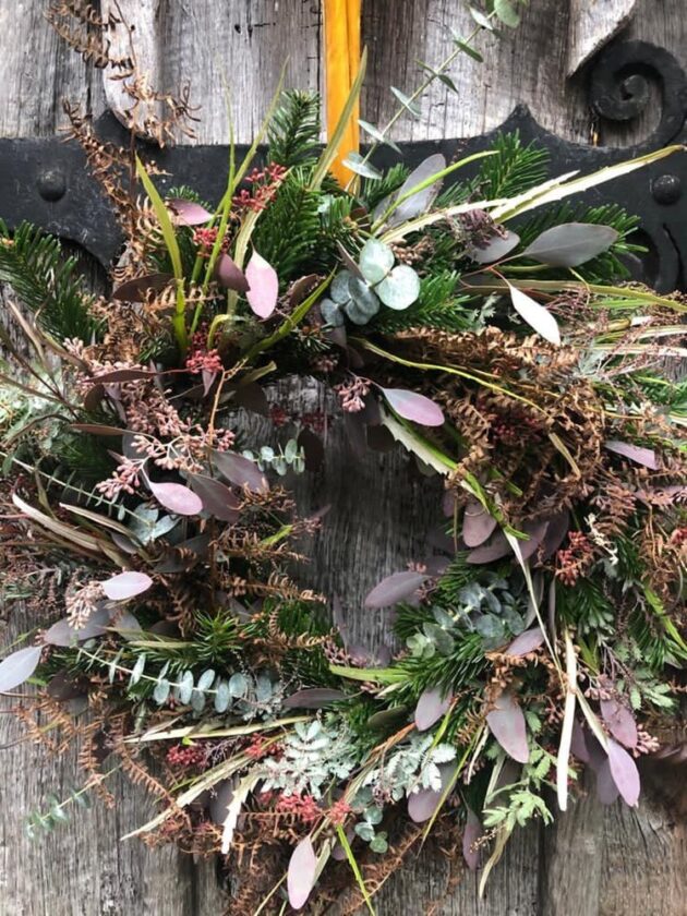 messy-wreath – Warwickshire Christmas Tree Farm